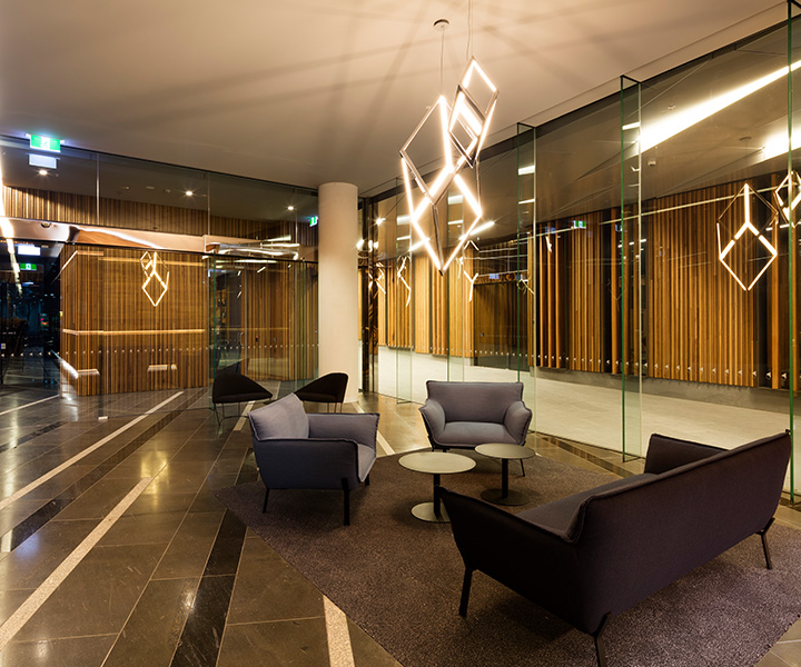 Aqui Promenade - NewQuay Docklands